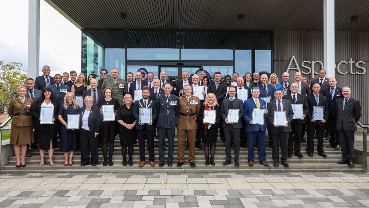 Midlands employers receive coveted MoD Award - WM RFCA